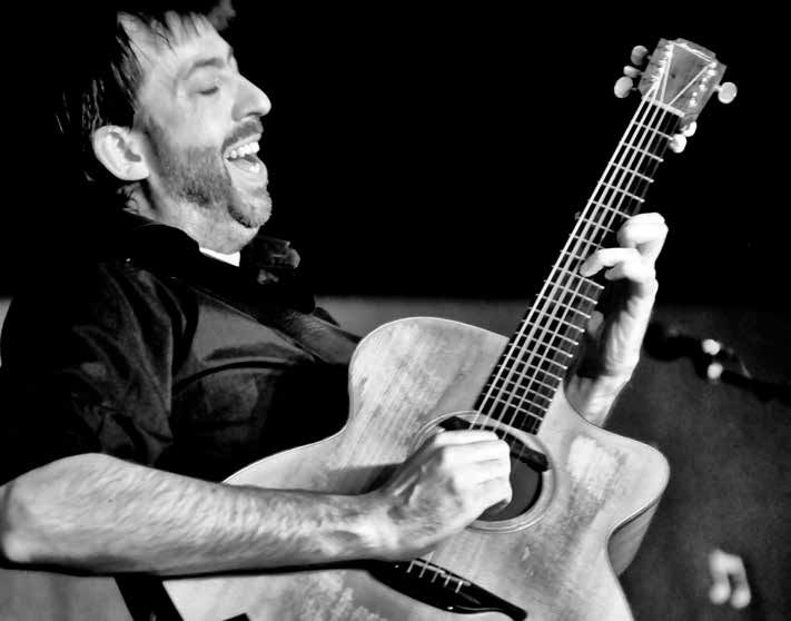 Jon Gomm: Live In The Acoustic Asylum - kulturní magazín Uni